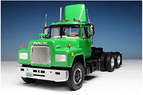 AMT Mack R685ST Semi Tractor 1:25 Scale Model Kit (AMT1039) | Pricepulse