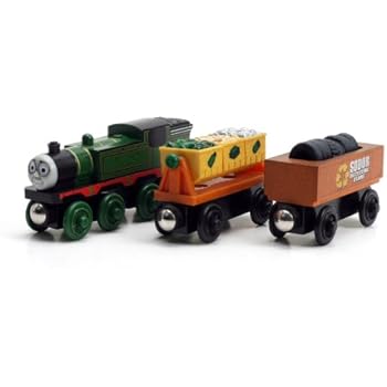 Amazon.com: Thomas And Friends Wooden Railway - Whiff and the Scrap ...