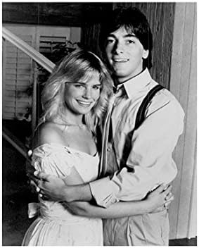 Jennifer Runyon Holding Man with Big Smile 8 x 10 Inch Photo at Amazon ...