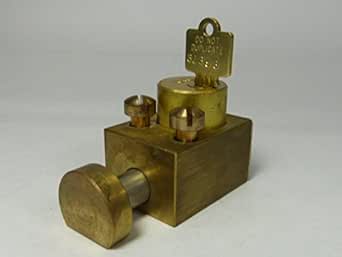 Kirk Interlock #4 407224 Key Interlock 2-5/16" L x 1-3/4" W x 3/4 ...