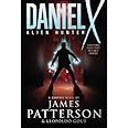 Amazon.com: Daniel X: Alien Hunter: A Graphic Novel: 9780316004251 ...