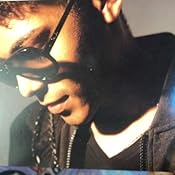 B. Howard - Genesis - Amazon.com Music