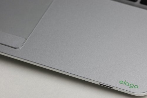 Apple MacBook Air Wrist and TouchPad Dust Cover (Elago Brand) | Amazon ...