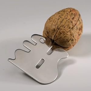 NutCrack walnut opener: Amazon.co.uk: Kitchen & Home