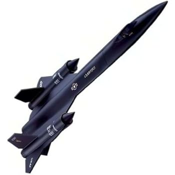 Amazon.com: Estes 1942 SR-71 Blackbird Flying Model Rocket Kit: Toys ...