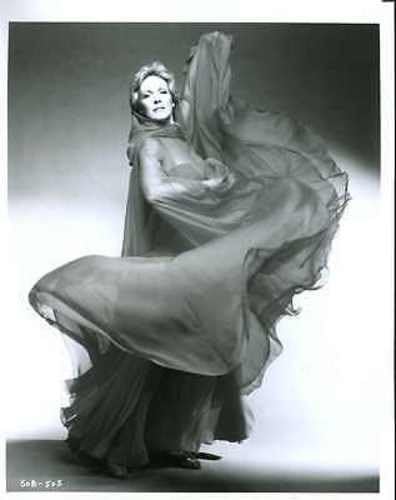 Julie Andrews S.O.B. 8x10" Photo #G5266 at Amazon's Entertainment ...