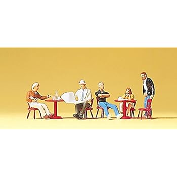 Amazon.com: Guest (5) in Caf?? Sitting & Standing w/Tables & Chairs HO ...
