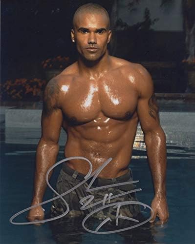 Shemar Moore signed 8x10 photo at Amazon's Entertainment Collectibles Store