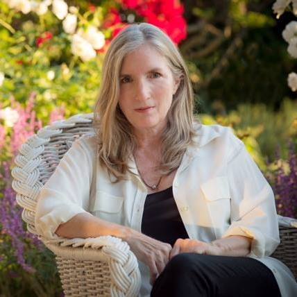 Pretend She's Here: Amazon.co.uk: Luanne Rice: Books