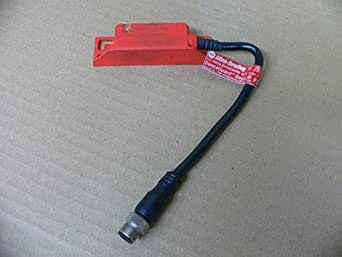 Allen Bradley Sensa Guard 440N-Z21SS2HN9 Safety Switch Quick Disconnect ...