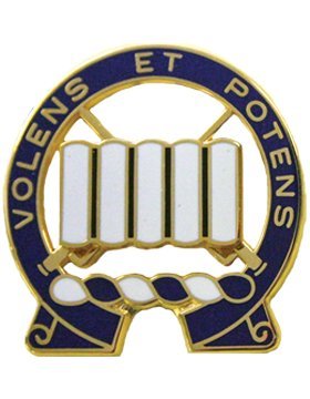 Amazon.com: 7th Infantry Unit Crest (Volens Et Potens): Clothing