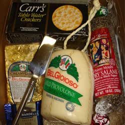 Amazon.com : Gourmet Wisconsin Cheese Sampler Gift Set : Dairy Gifts ...