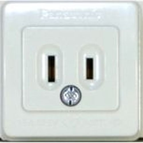 Amazon | パナソニック(Panasonic) 露出コンセント WK1012W | コンセント・プラグ | 産業・研究開発用品 通販