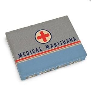 Amazon.com: Blue Q Tin Box, Pocket Box, Medical Marijuana: Kitchen ...