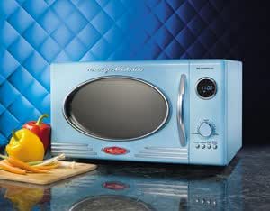 Amazon.com: NOSTALGIA ELECTRICS RMO-400BLUE MICROWAVE - BLUE ...