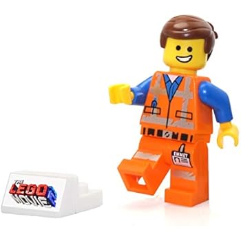 Amazon.com: The LEGO Movie 2 MiniFigure - Emmet in Worn Uniform (Angry ...