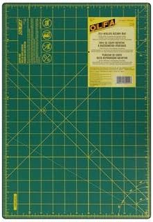 Olfa Gridded Cutting Mat, 12 x 18 inches – BigaMart
