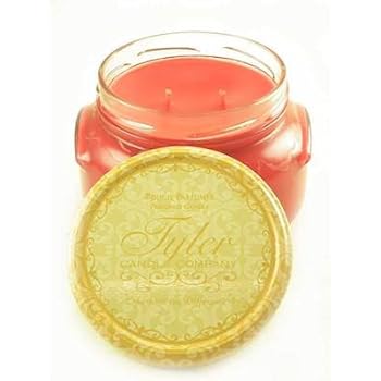 Amazon.com: Tyler Candles - Christmas Tradition Scented Candle - 22 ...