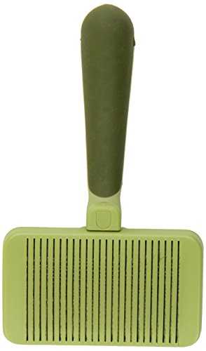 Best Slicker Brush for Dogs (For All Sizes, Coats & Breeds)