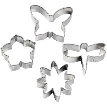 Amazon.com: Wilton Set of 3 Flower Cut Outs: Cookie Cutters: Kitchen ...
