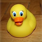 Munchkin White Hot Safety Rubber Bath Duck Toy: Amazon.co.uk: Baby