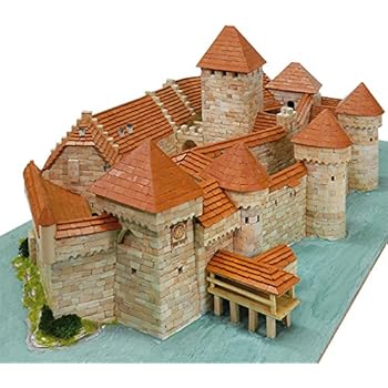 Amazon.com: Bodiam Castle Model Kit: Toys & Games