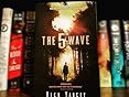 Amazon.com: The 5th Wave: The First Book of the 5th Wave Series ...