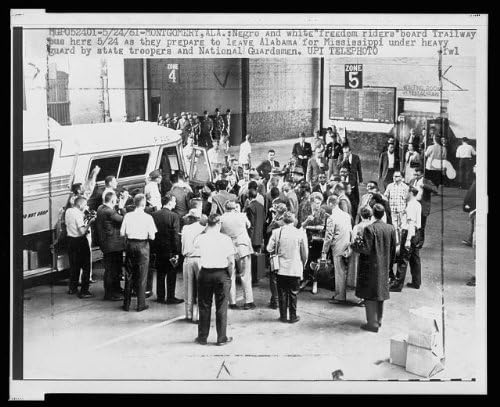 First ‘Freedom Riders’ depart for Deep South to challenge segregation ...