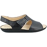 Amazon.com | Naturalizer Womens Scout II Sandals | Sandals
