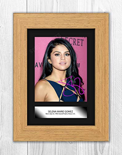 Selena Gomez Autograph Signing