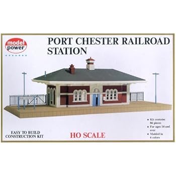 Amazon.com: Model Power HO Scale Building Kit - Station And Freight ...