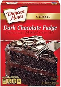 Amazon.com: Duncan Hines Classic Cake Mix, Dark Chocolate Fudge, 15.25 ...