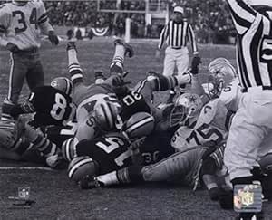 Amazon.com: Bart Starr 1967 Ice Bowl Touchdown Football Photo Print (8 ...