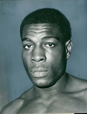 Amazon.com: Vintage photo of Frank Bruno: Entertainment Collectibles