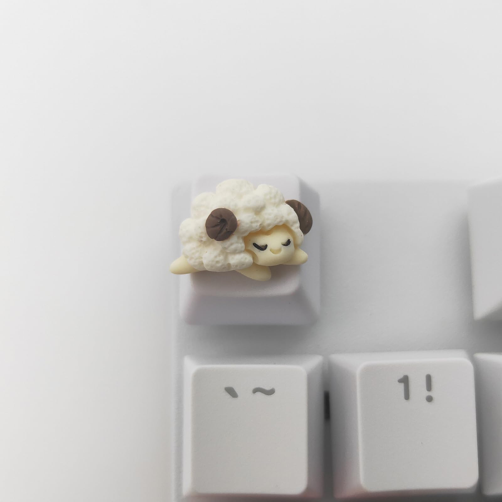 Mua Personalized Cute White Keycap Custom 3D Keycap ESC Key OEM R4 ...