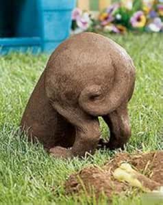 Amazon.com : T.V. Digging Dog Half Body Yard Statue Art : Outdoor ...