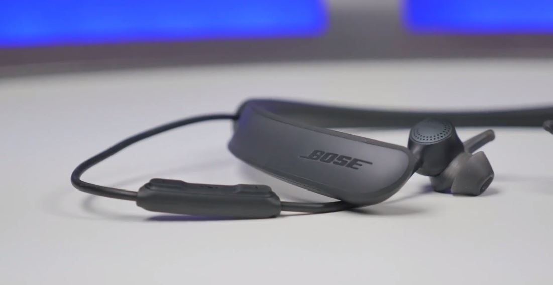 Watch Bose QuietControl 30 Review on Amazon Live