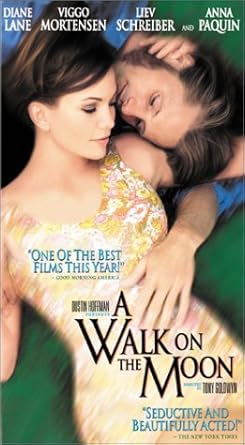 Amazon.com: A Walk on the Moon [VHS]: Diane Lane, Viggo Mortensen, Liev ...