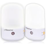 Maxxima MLN-50A Amber LED Night Light With Dusk to Dawn Sensor (Pack of ...