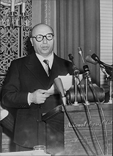 Amazon.com: Vintage photo of Mario Scelba giving speech.: Entertainment ...