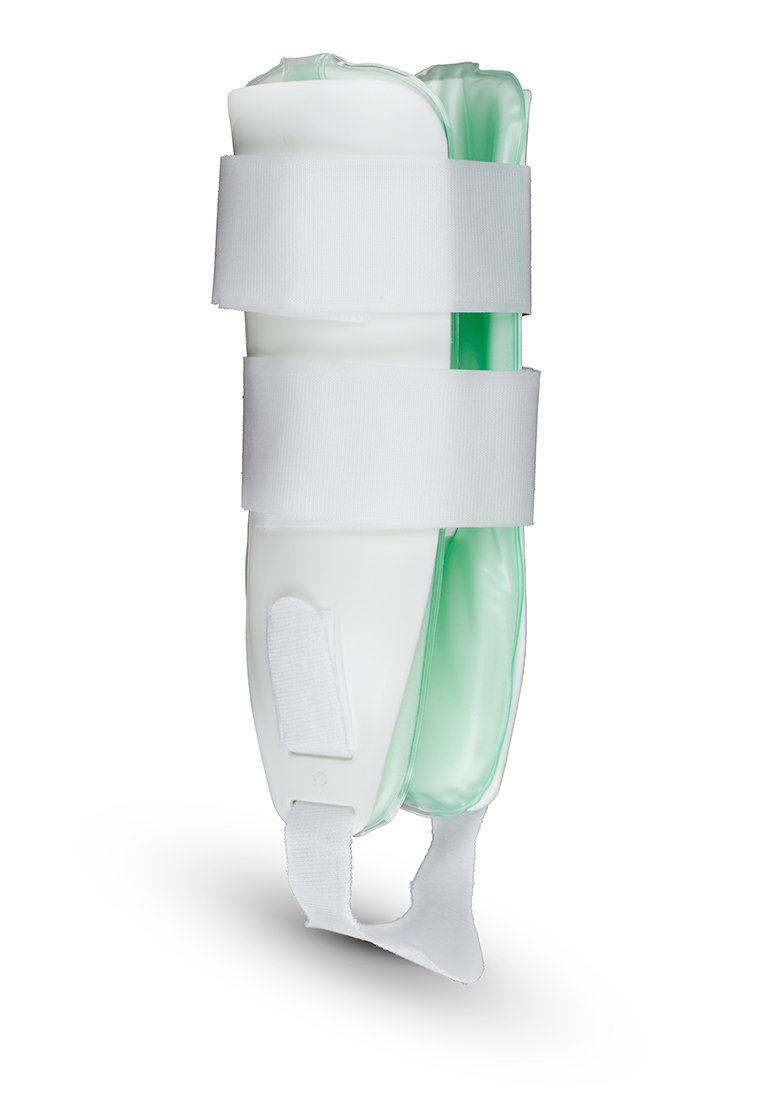 Amazon.com: Air-Gel Ankle Support Brace Splint Guard Cast - One Size ...