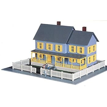 Amazon.com: Model Power HO Scale Building Kit - Hunter's Log Cabin ...