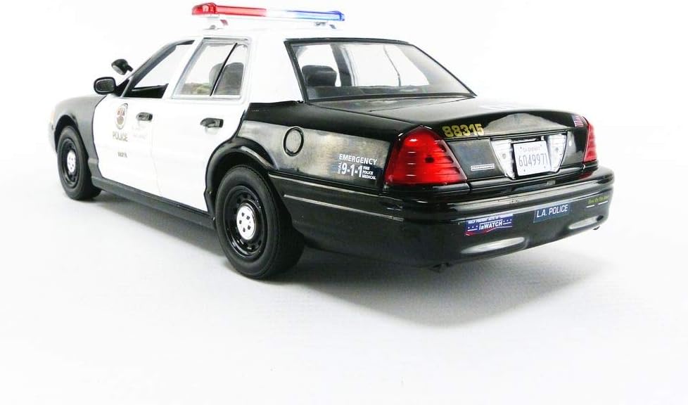 Greenlight The Rookie 2008 Ford Crown Interceptor 1:24 Scale 84111 ...