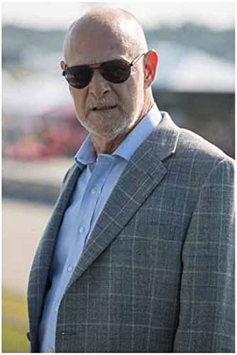 Focus Movie 2015 Gerald McRaney as Owens Wearing Sunglasses in a Suit ...
