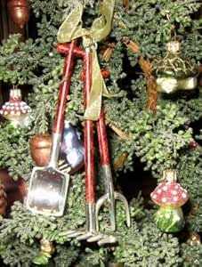 Amazon.com: Smith & Hawken Garden Tools Ornaments, Set of 3 : Home ...