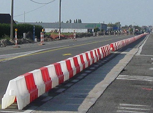 Buy Evo Safety Barrier 1metre Sections 24 Pieces Road Safety Traffic ...