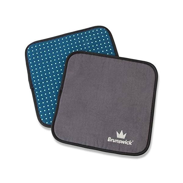 Brunswick Microfiber EZ Grip Towel,Assorted colors - Deportivos.com