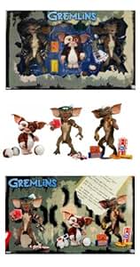 Amazon.com: Gremlins Action Figure Box Set of 3 [Gizmo, Stripe, Poker ...