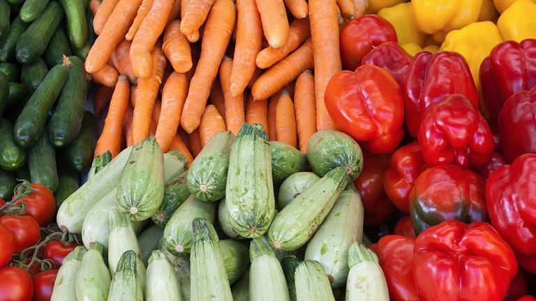 Watch How to Lose Weight on a Vegetarian Diet on Amazon Live