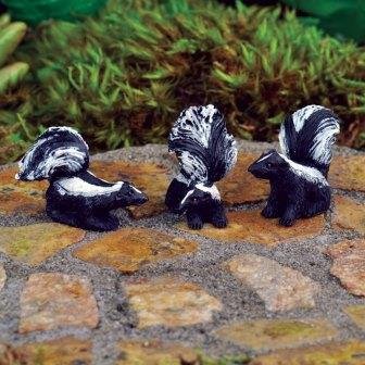 Skunk Gifts | Kritters in the Mailbox | Skunk Collectibles for You